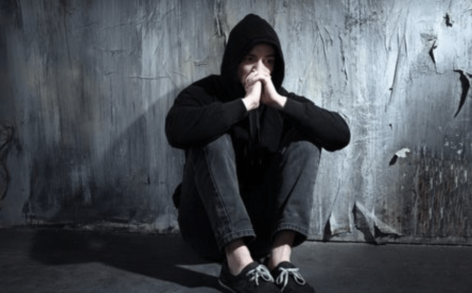 How to Help a Loved One Struggling with Drug Addiction